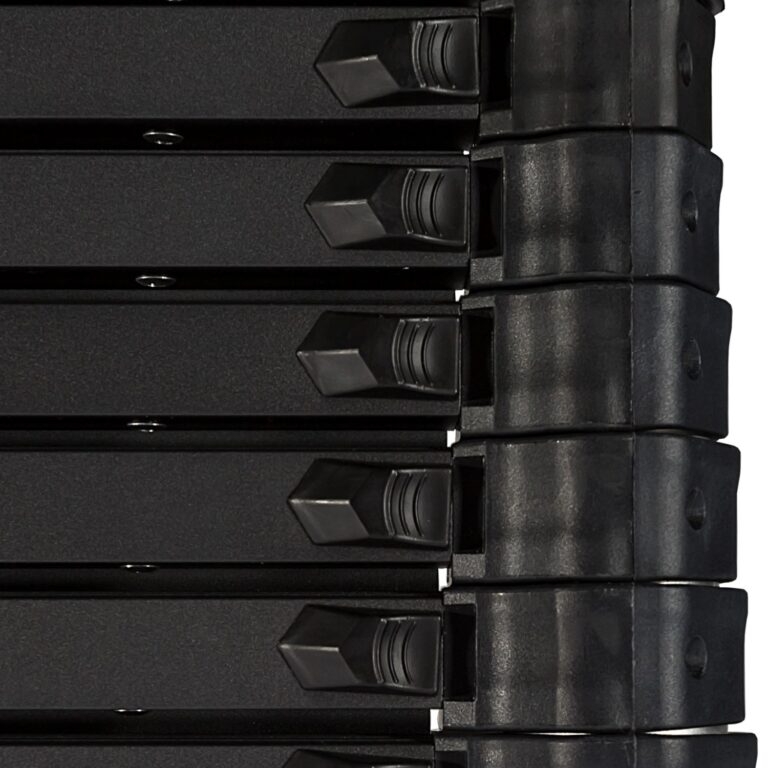 CS165AS+ 16.75 ft. Telescoping Extension Ladder